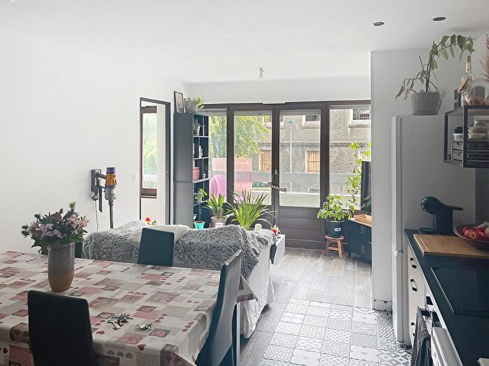 Appartement à vendre - Cluses, Centre-ville - 5 pièces - 4 chambres