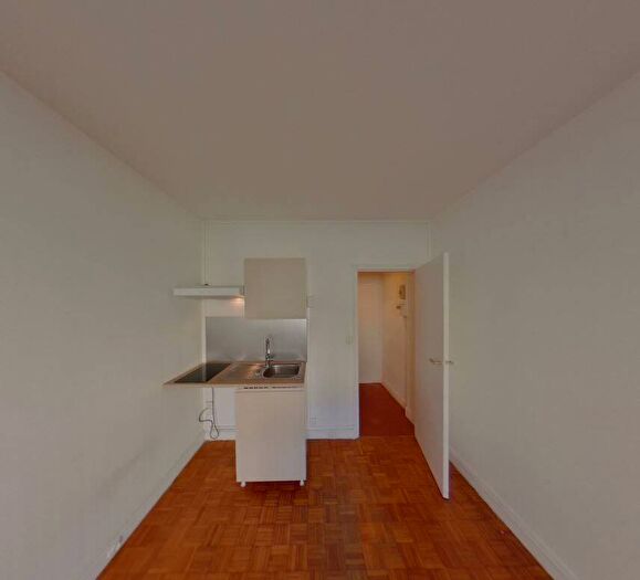 Appartement 1 pièce à louer à Notre Dame, Versailles