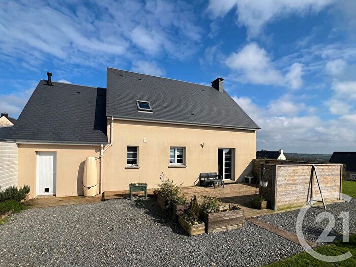 Maison à vendre - Saint-Germain-le-Gaillard - 5 pièces - 4 chambres