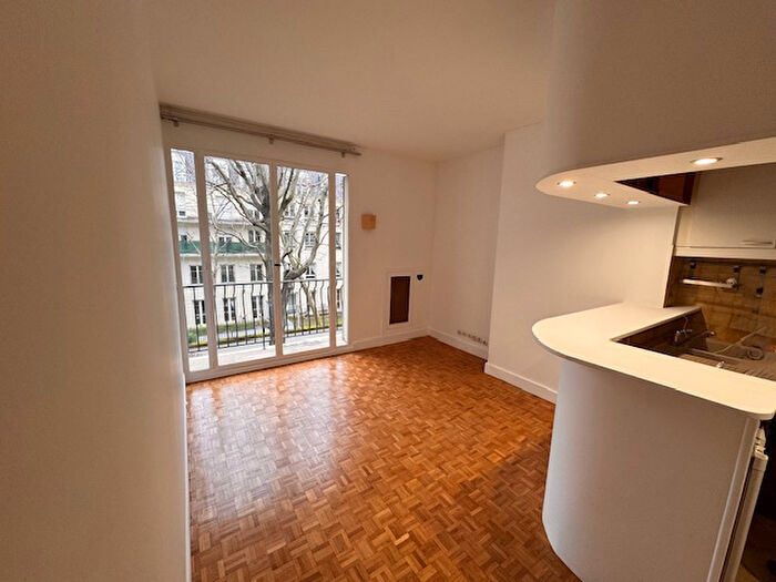 Appartement à louer - Neuilly-sur-Seine, Parc de Neuilly - 2 pièces - 1 chambre