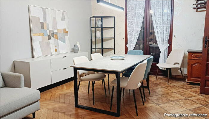 Maison à vendre - Noyon, Est - 6 pièces - 4 chambres