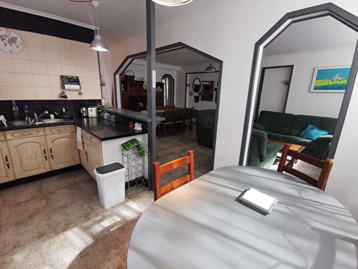 Appartement à vendre - Hendaye, Ville - 4 pièces - 2 chambres