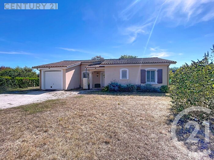 Maison à vendre - Montpon-Ménestérol - 4 pièces - 3 chambres