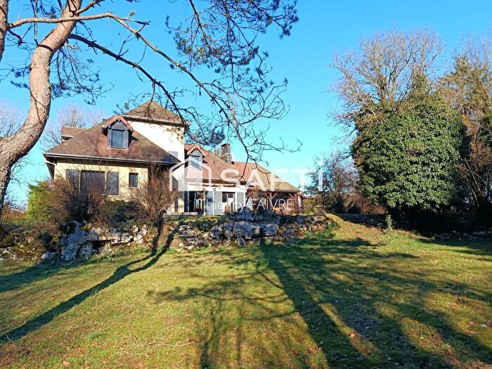 Maison à vendre - Champagnole - 10 pièces - 4 chambres