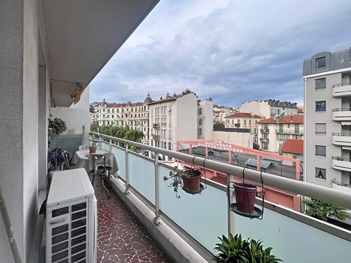 Appartement à vendre - Nice, Libération - 3 pièces - 2 chambres