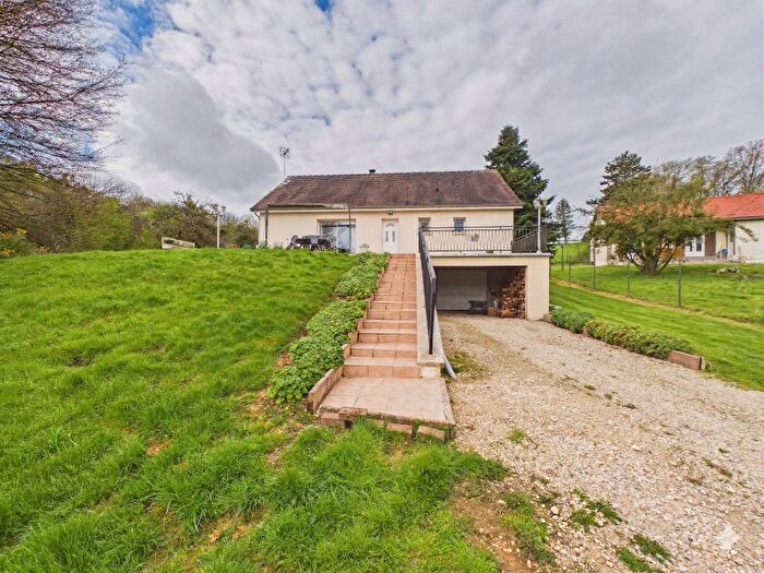 Maison à vendre - Saint-Mards-en-Othe - 5 pièces - 2 chambres