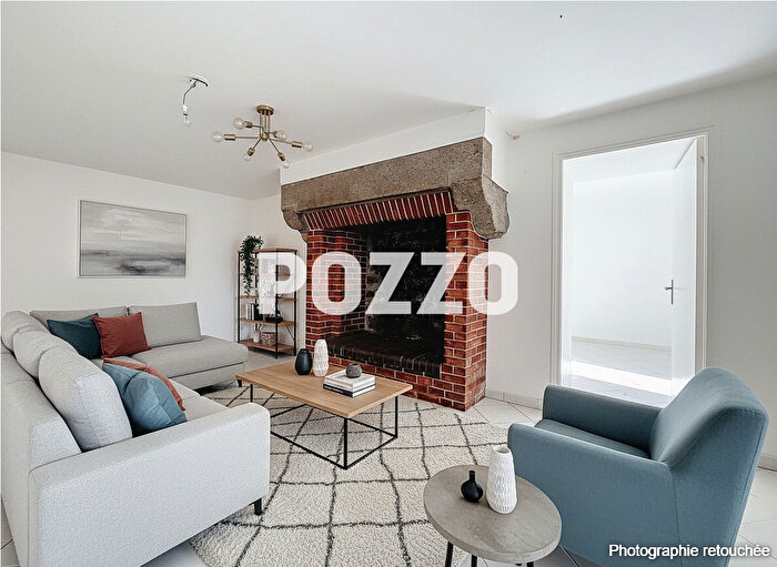 Montaigu-les-Bois : Maison 5 pièces à vendre