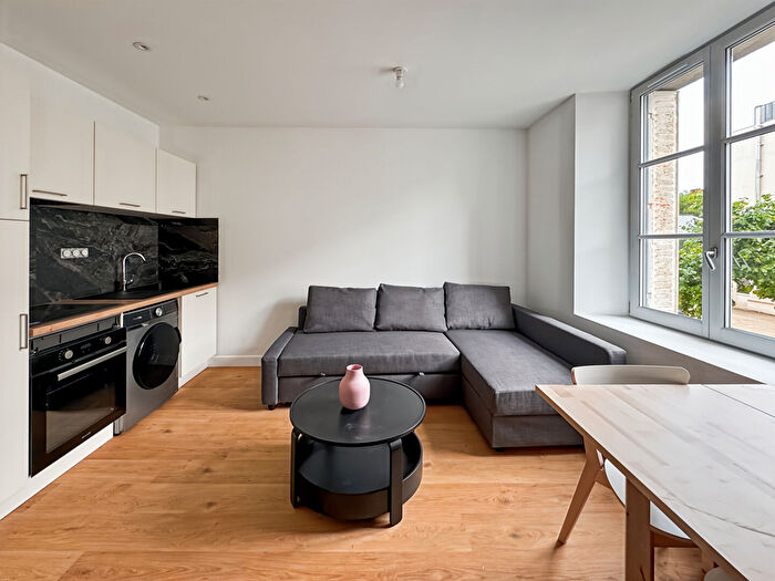 Appartement à louer - Quartiers Ouest, Bourg lEvesque - 2 pièces - 1 chambre