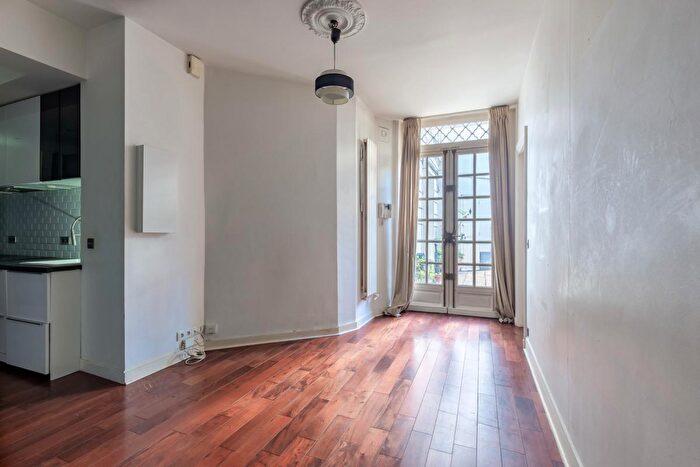 Appartement à vendre - Paris e , Mairie - 2 pièces - 1 chambre