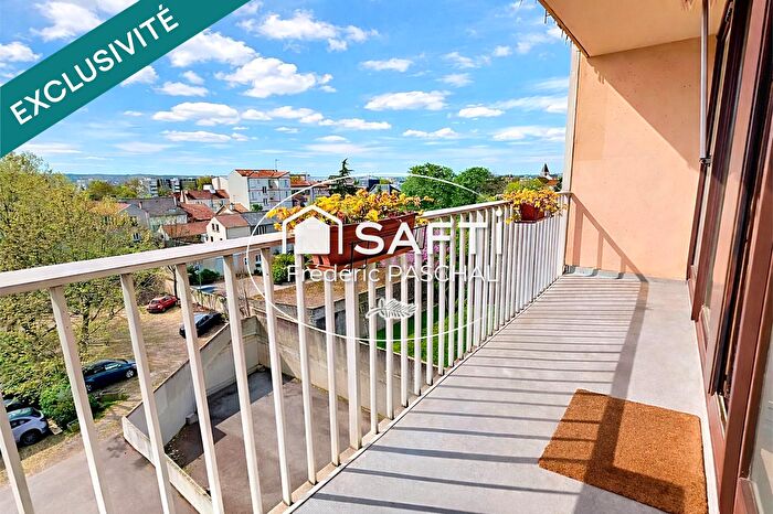 Nanterre, Centre-ville - Appartement 3 pièces à vendre