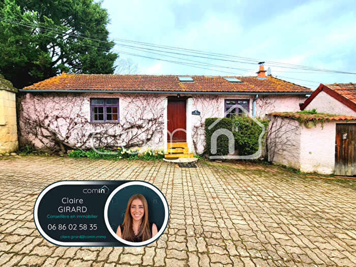 Maison à vendre - Montreuil-Bellay - 3 pièces - 1 chambre