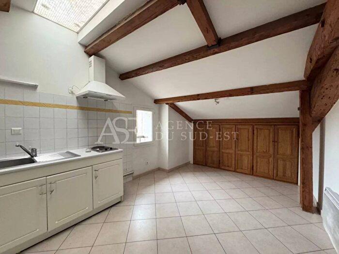 Appartement à louer - Val Saint-André, Arc, La Torse, Aix-en-Provence - 2 pièces - 1 chambre