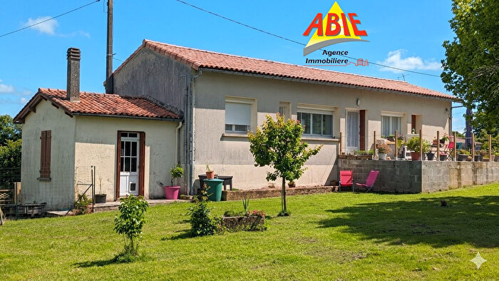 Maison 4 pièces à Saint-Georges-de-Rex, à vendre