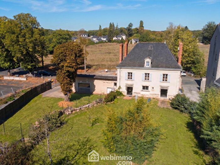 Beaufort-en-Vallée : Maison 7 pièces à vendre