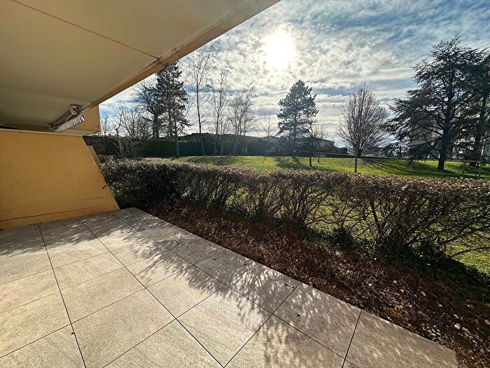 Appartement à louer - Pasteur Margnolles, Caluire-et-Cuire - 1 pièce