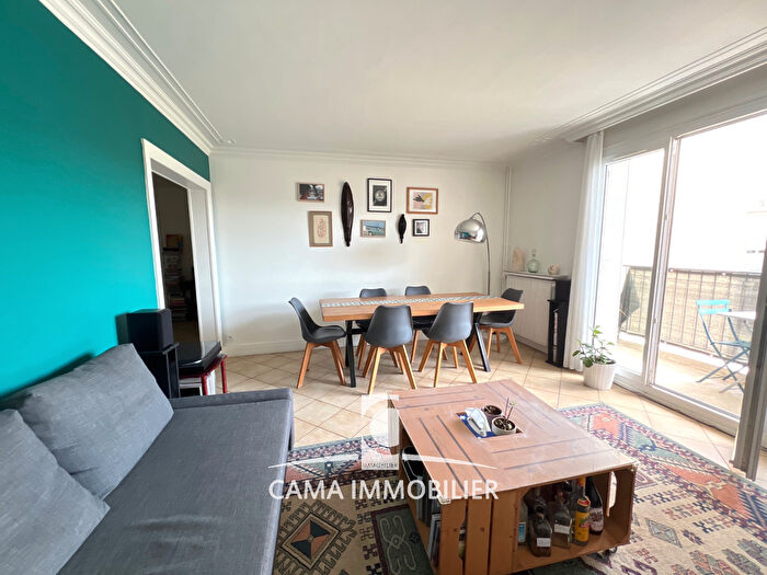 Appartement 3 pièces à Buc, à vendre