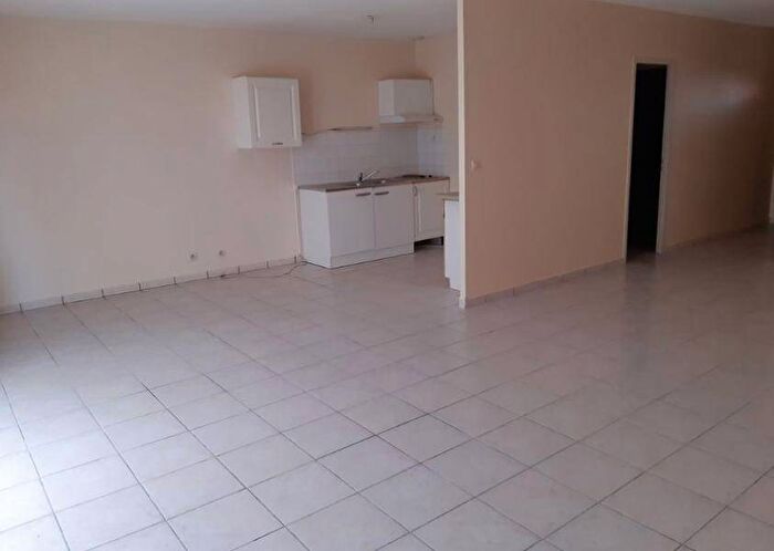 Maison 4 pièces à louer à Arès