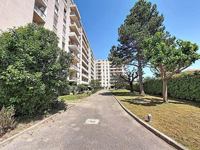 Appartement 3 pièces à vendre - Avignon, Baigne-Pieds, Courtine