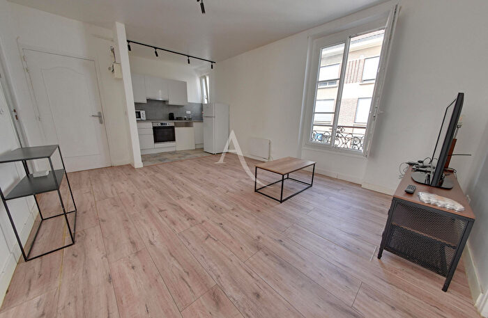 Le Perreux-sur-Marne, Centre-ville, Quais d'Argonne : Appartement 3 pièces à louer