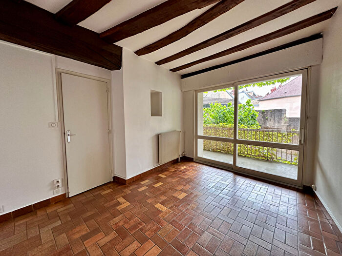 Appartement à louer - Dijon, Centre-ville - 2 pièces - 1 chambre