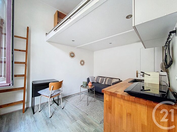 Appartement à louer - Rouen, Vieux Marché, Cathédrale - 1 pièce