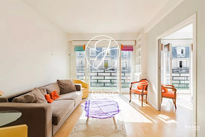 Paris 17ème, Courcelles, Wagram : Appartement 4 pièces à vendre