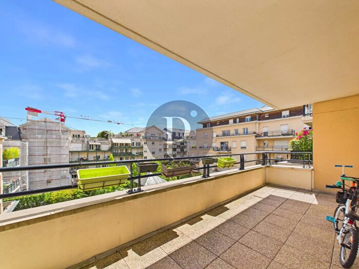 Le Plessis-Robinson, Cité Basse - Appartement 4 pièces à vendre