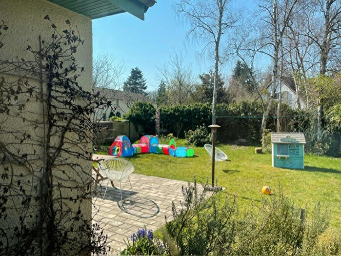 Maison à vendre - Rochefort-en-Yvelines - 8 pièces - 4 chambres