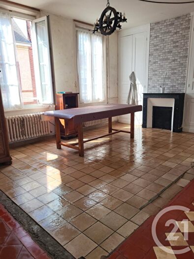 Maison à vendre - Montdidier - 4 pièces - 3 chambres