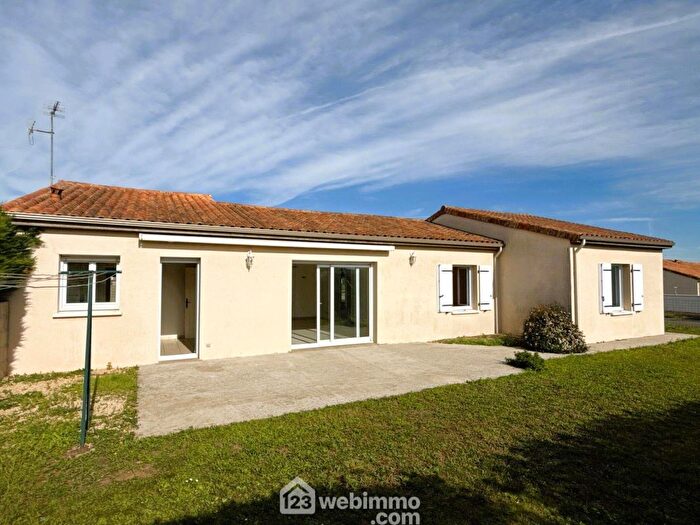 Quinçay - Maison 5 pièces à vendre