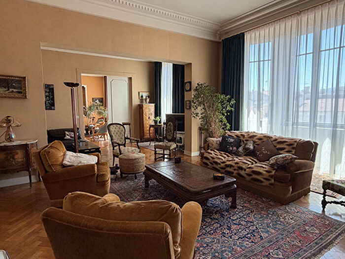 Saint-Étienne, Centre-ville, Peuple, Chavanelle - Appartement 10 pièces à vendre