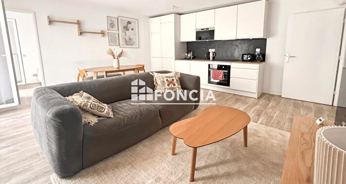 Lognes, Mandinet Nord, Tour d'Auvergne : Appartement 3 pièces à vendre