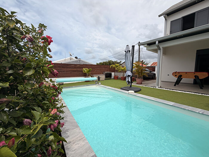 Maison à vendre - Saint-Pierre, Ravine des Cabris - 5 pièces - 4 chambres