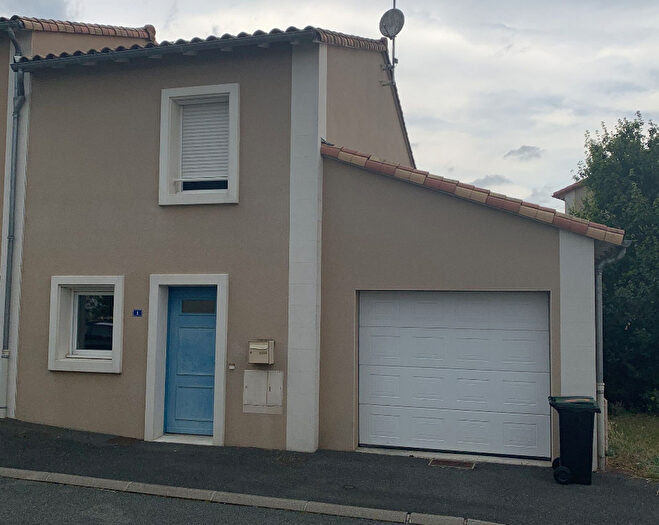 Maison 4 pièces à louer à Neuville-de-Poitou