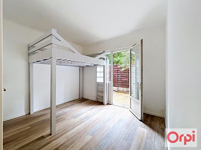 Châtillon, Roissys, Béranger : Appartement 2 pièces à vendre