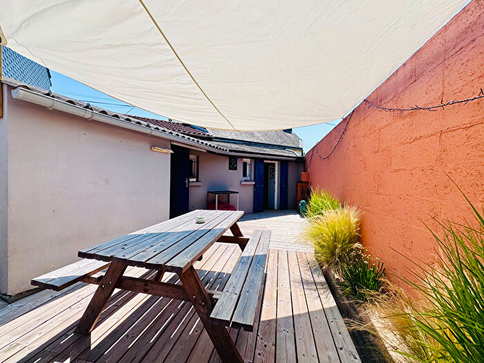 Saint-Étienne-de-Montluc : Maison 4 pièces à vendre