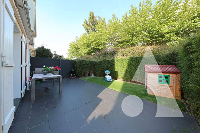 Maison à vendre - Corbeil-Essonnes, Pressoir, Prompt - 5 pièces - 4 chambres