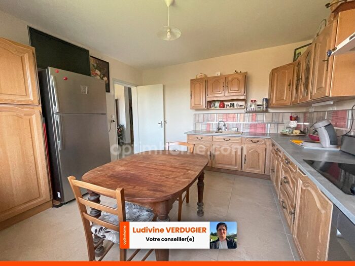 Maison à vendre - Saint-Colomb-de-Lauzun - 4 pièces - 2 chambres