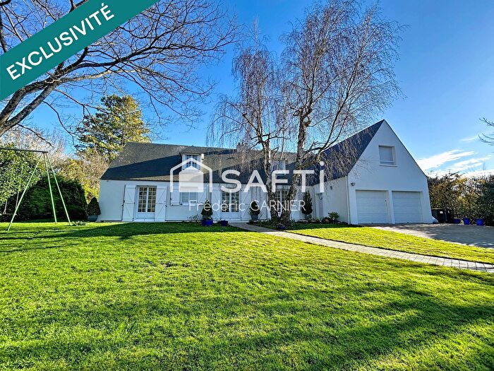 Maison à vendre - Ozoir-la-Ferrière, Poirier, Clos de la Vigne - 7 pièces - 5 chambres