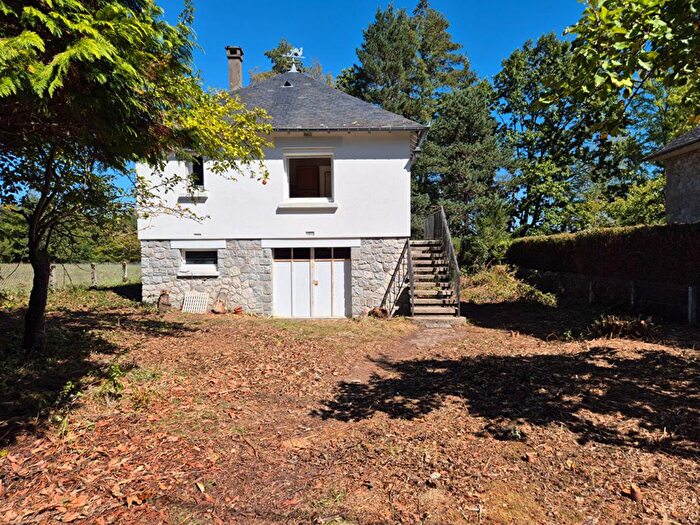 Maison 2 pièces à vendre à Clergoux