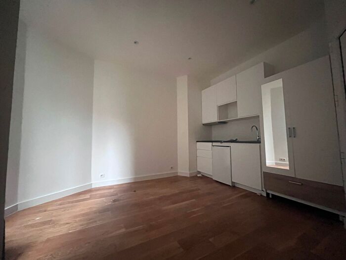 Appartement à louer - Paris e , Porte de Saint-Cloud, Auteuil-Sud - 1 pièce