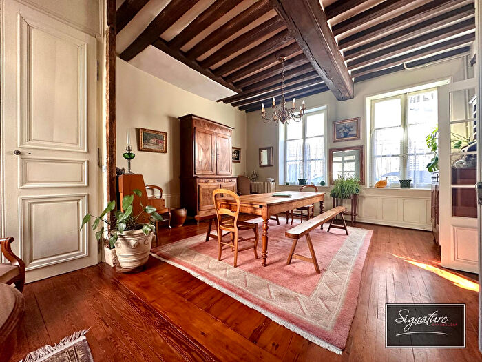 Maison à vendre - Senlis, Centre-ville - 6 pièces - 4 chambres