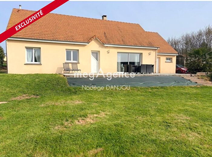 Maison à vendre - Vire, Centre-ville, Gare - 5 pièces - 4 chambres