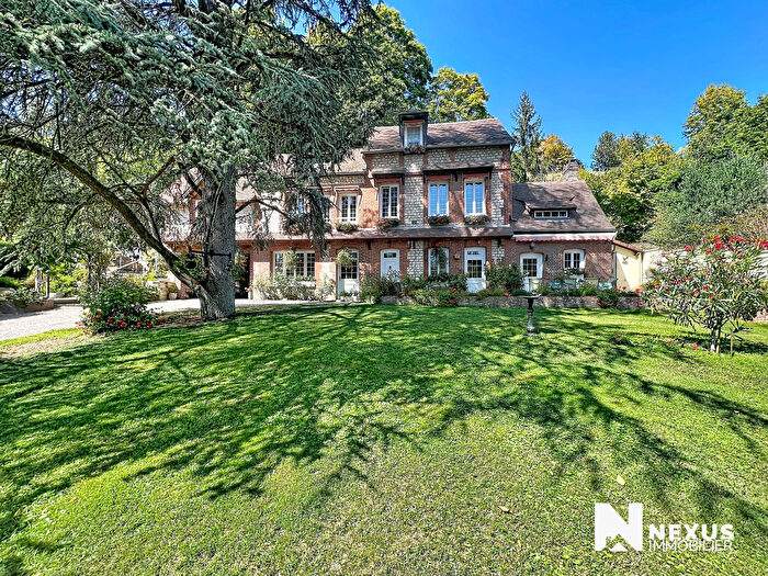 Maison 8 pièces à vendre à Freneuse