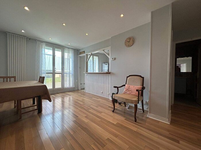 Appartement 2 pièces à louer - La Croix Blanche-Les Langots, Bois-d'Arcy