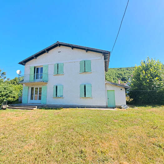 Maison à vendre - Lavelanet - 8 pièces - 6 chambres