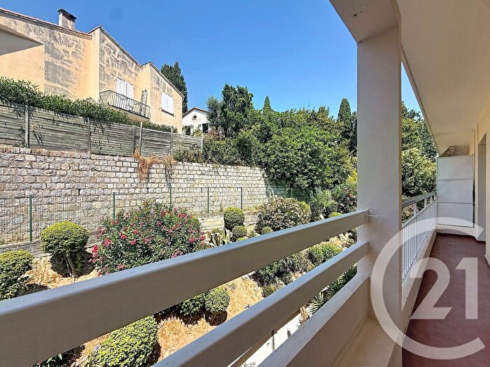 Appartement 2 pièces à louer à Cannes, Petit Juas