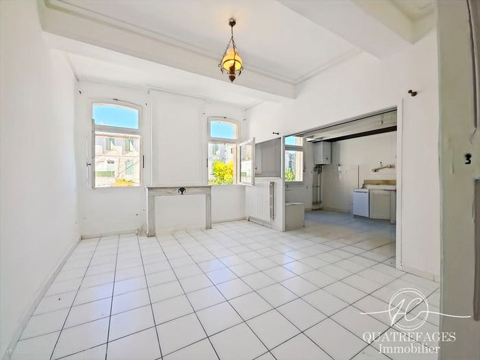 Appartement 3 pièces à Beaucaire, Centre-ville, à vendre