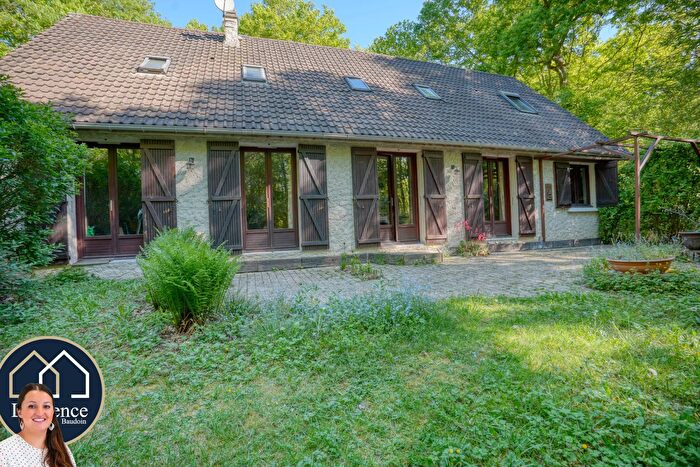 Maison 8 pièces à Nogent-le-Roi, à vendre