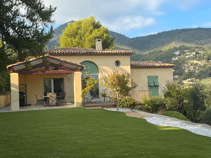 Falicon - Maison 4 pièces à vendre